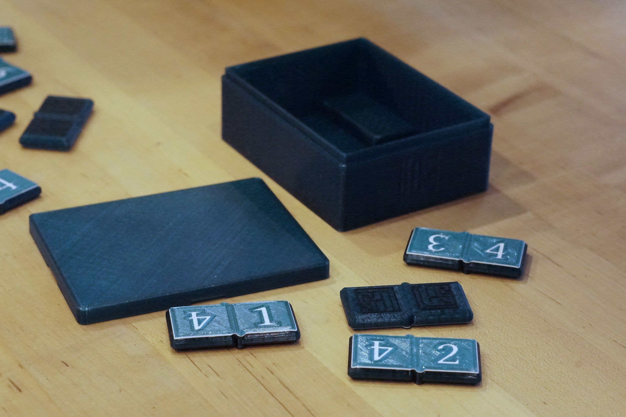 Dominoes in Fitted Case - 3D Printing Gallery - 3D Printing Space